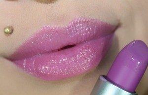 7 Batons Roxo - Parte I » Passando Blush