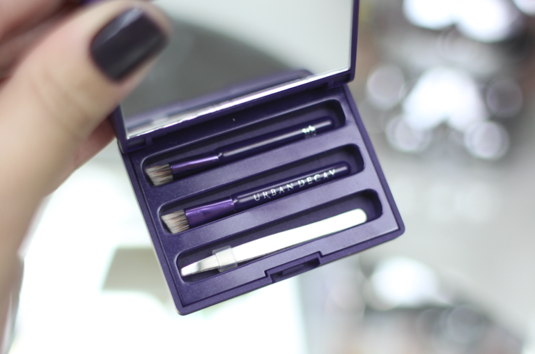 The Brow Box Urban Decay » Passando Blush